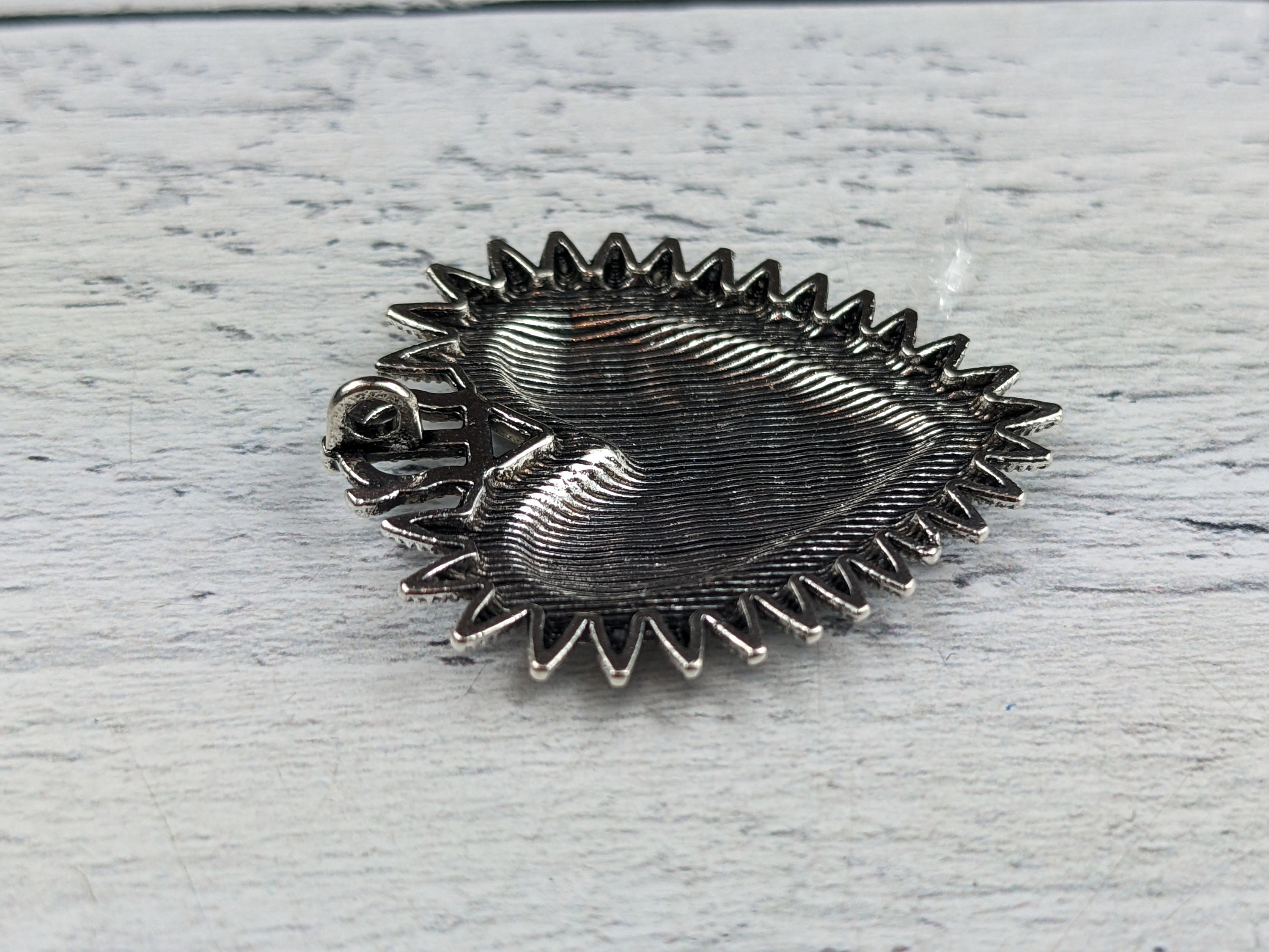 Antique Silver Milagro Ex Voto Heart Charms Sacred Heart - Etsy