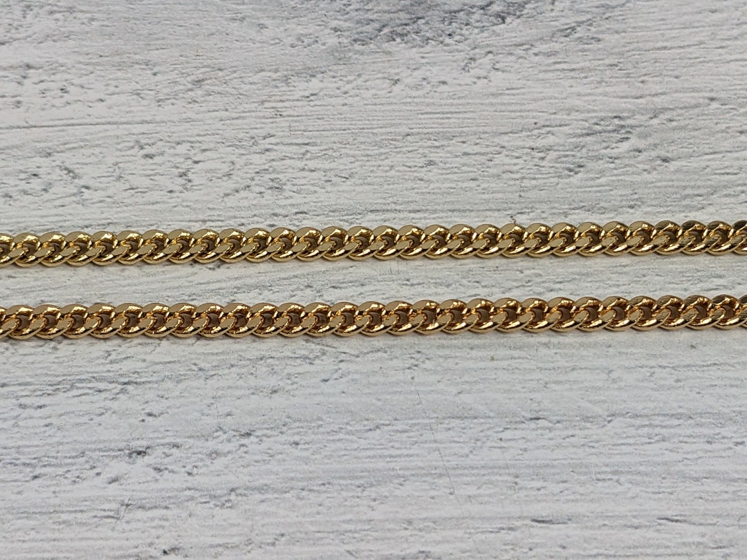 Small Flattened Curb Chain in Gold, Gold Chain - Etsy