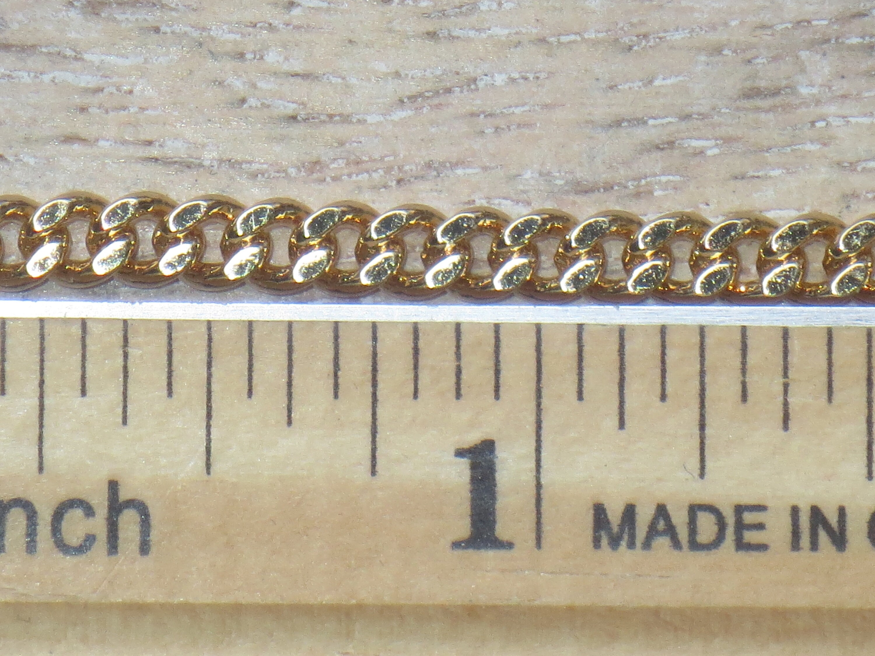 Small Flattened Curb Chain in Gold Gold Chain - Etsy