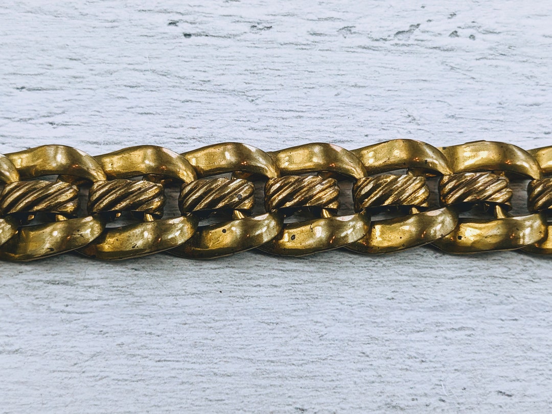 Vintage Oval and Textured Link Chain, Buckle Chain, Open Back, Retro ...