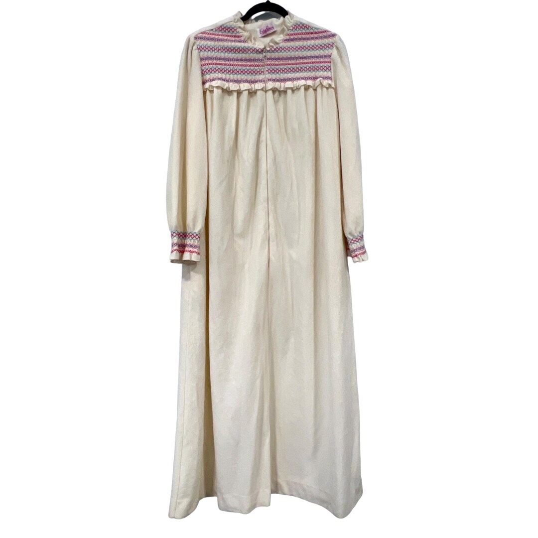 Vintage Evelyn Pearson Robe Womens Housedress Velour Smocked ...