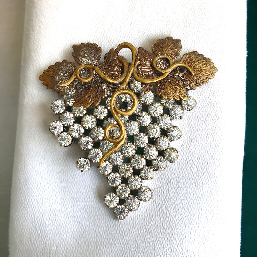 Antique Diamanté Grape Cluster Brooch - Etsy