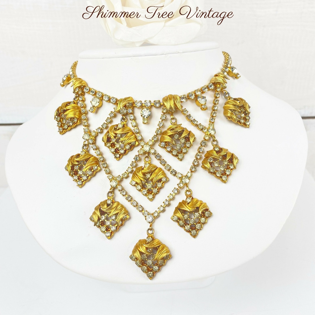 Juliana Jewelry 1970's Venus Flames Scalloped Lattice Necklace. Book Pc ...