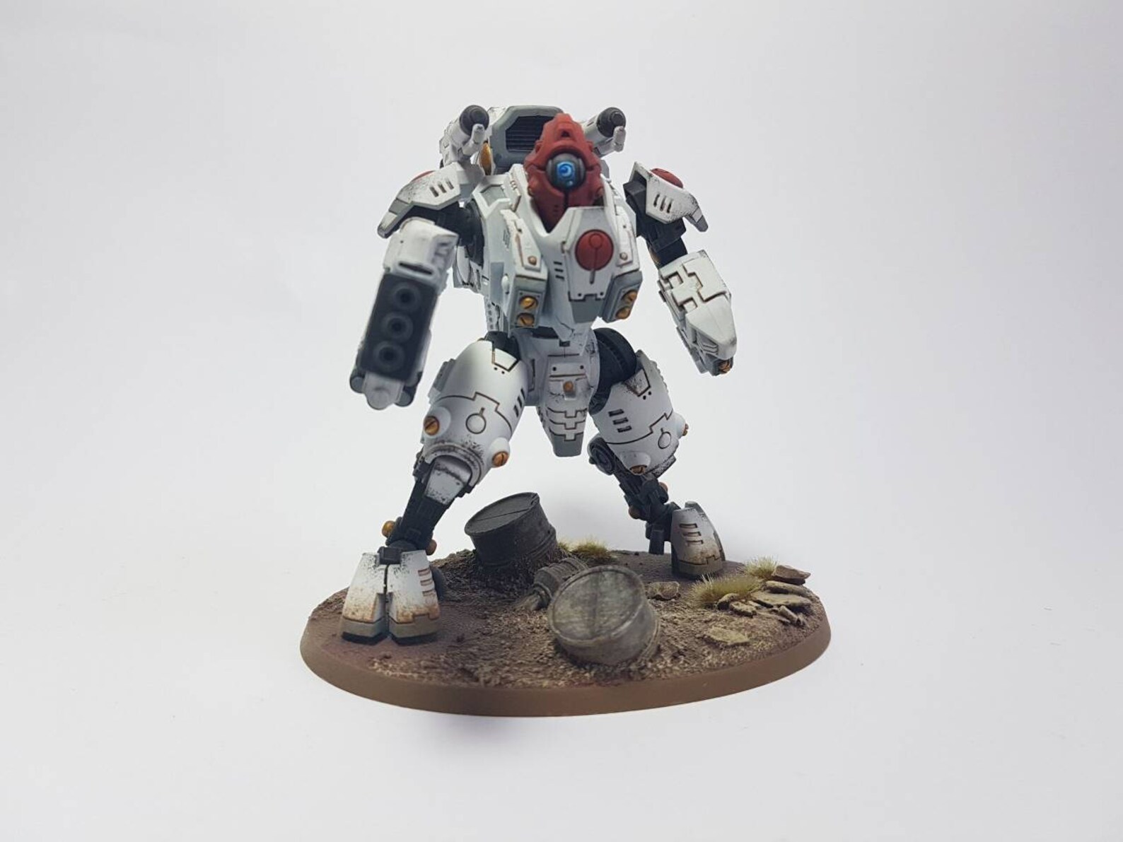 Tau XV95 Ghostkeel Battlesuit With Drones Custom Painted Miniature ...