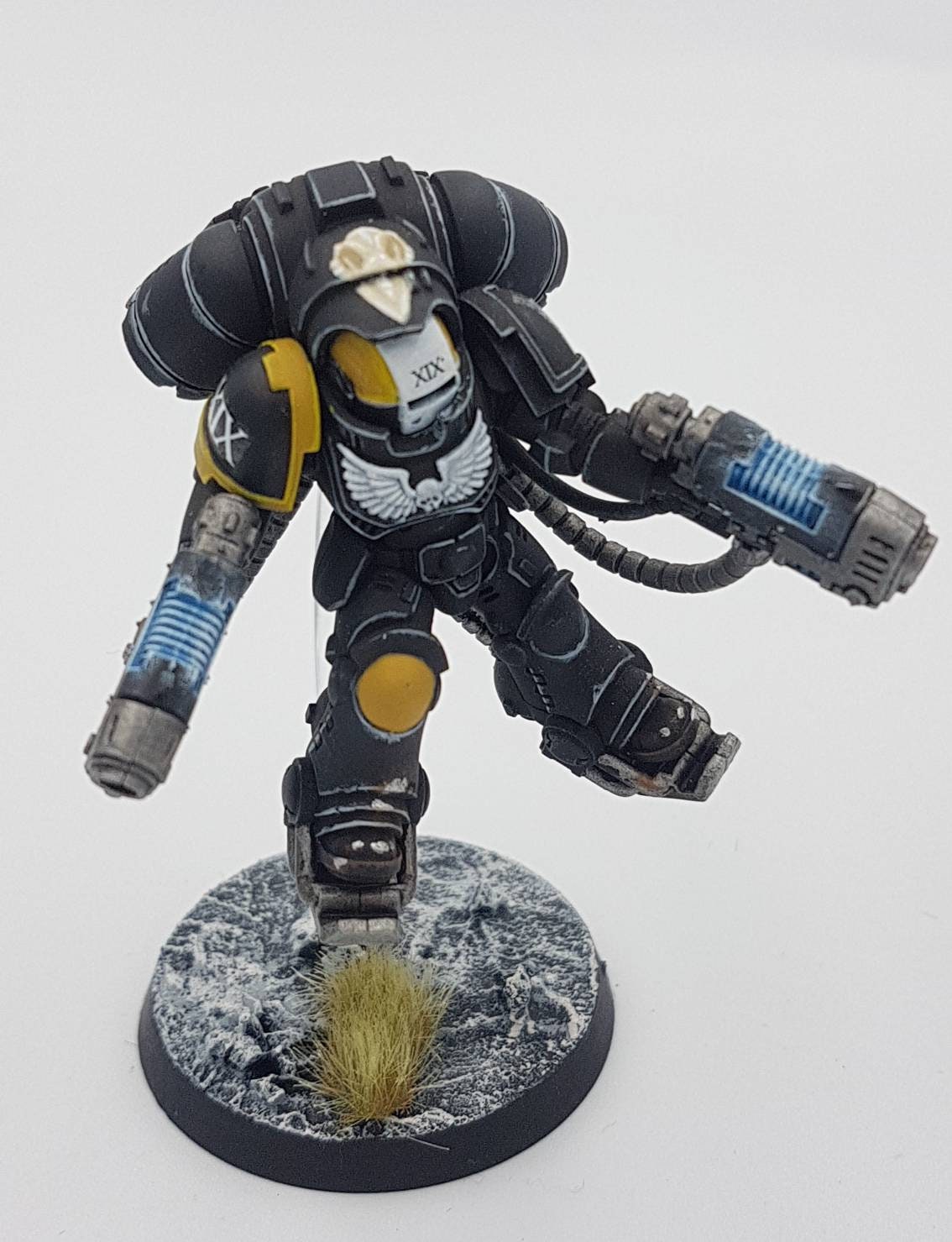 Primaris Space Marine Inceptors Raven Guard painted miniatures | Etsy
