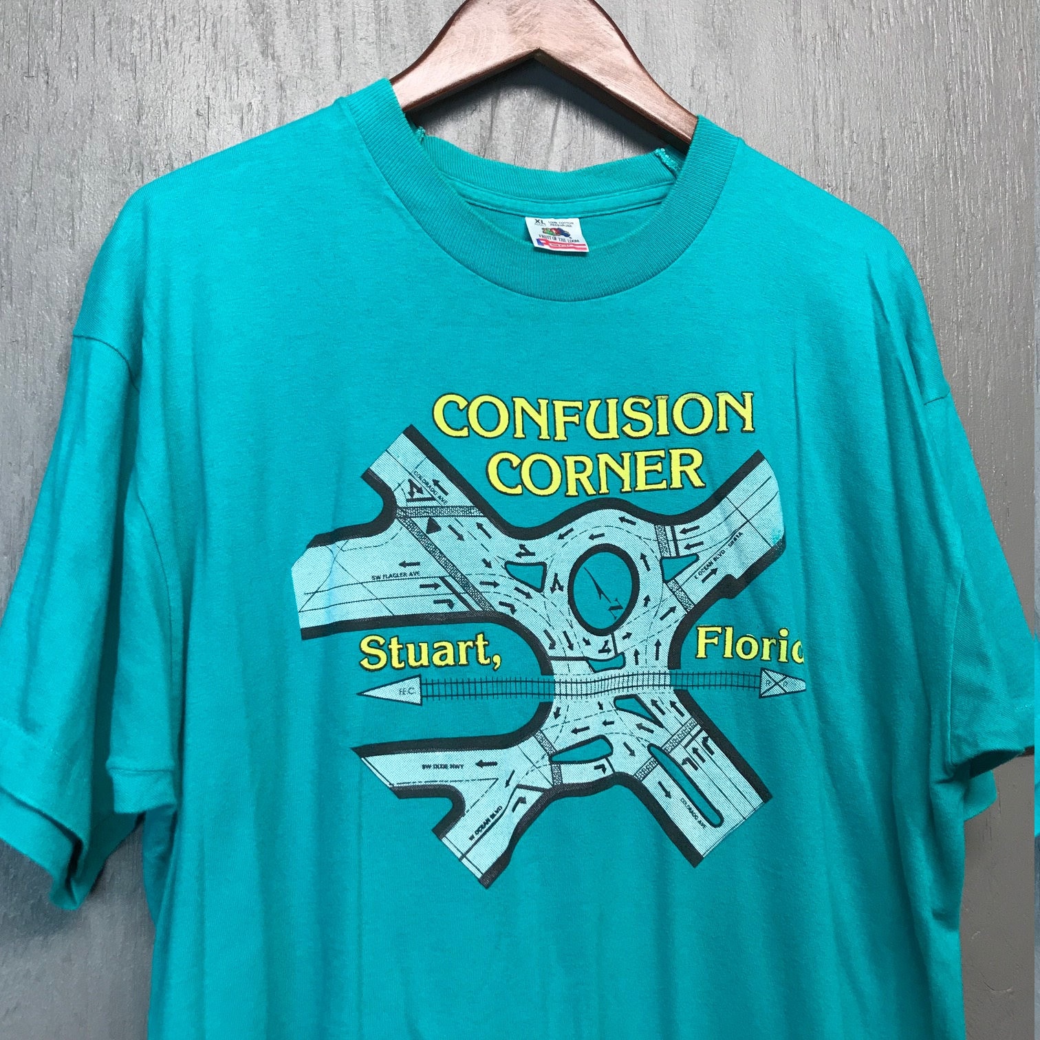 XL vintage 90s Confusion Corner Stuart Florida tourist t shirt