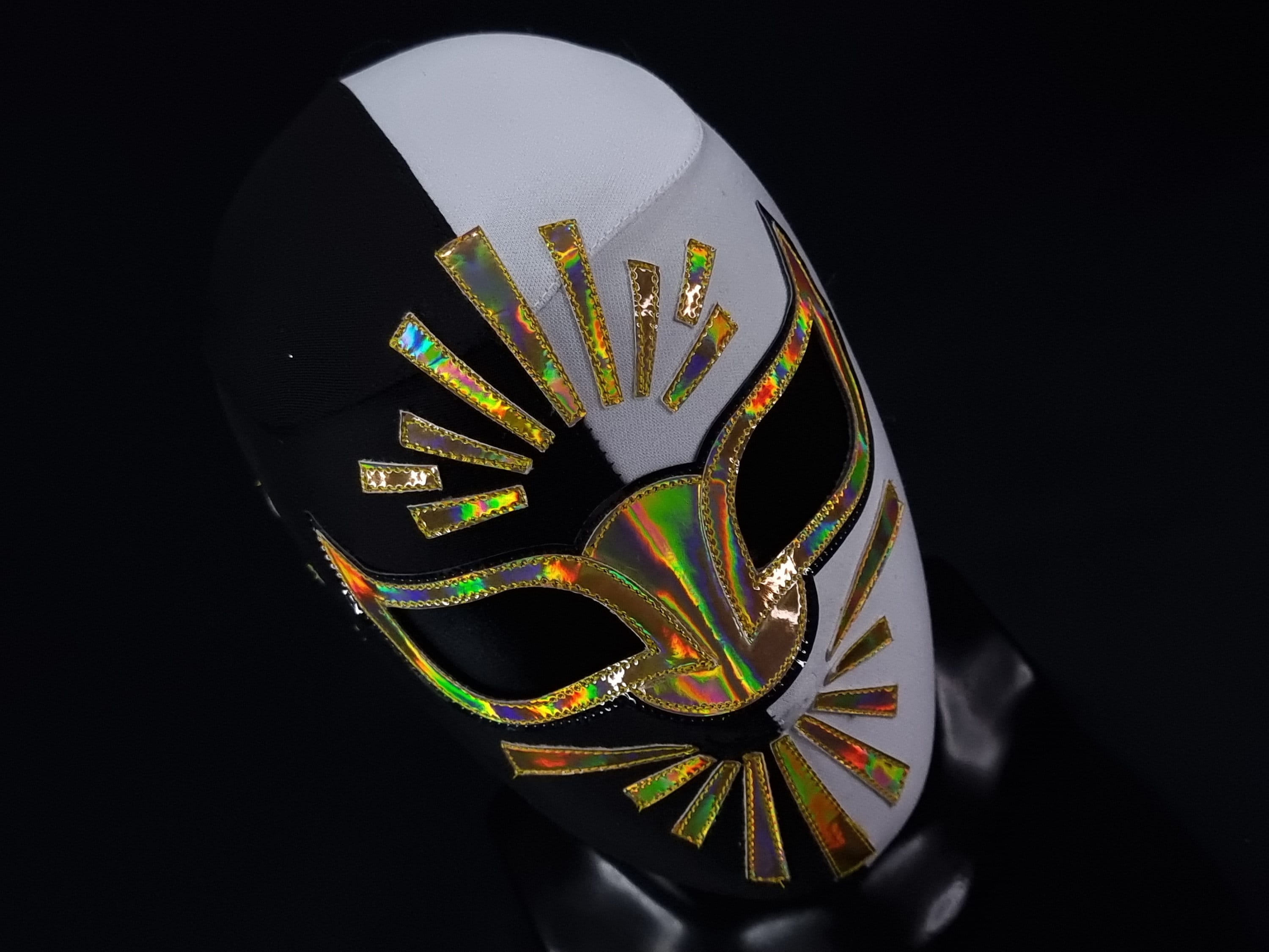 Mistico Without Mask