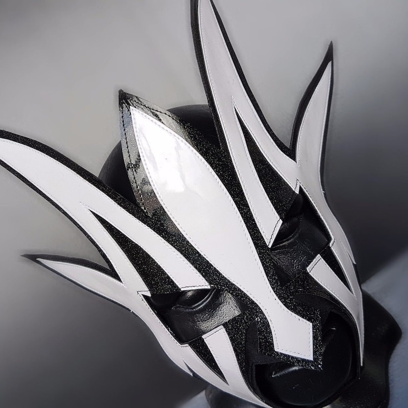 Kane Mask - Etsy