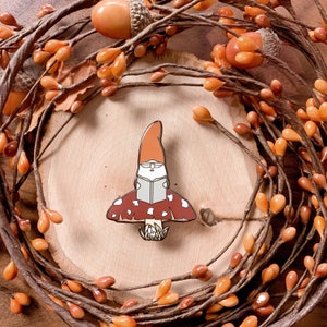 Gnome Enamel Pin, Gnome Reading, Garden Gnome Pin, Gnomes in Fall ...