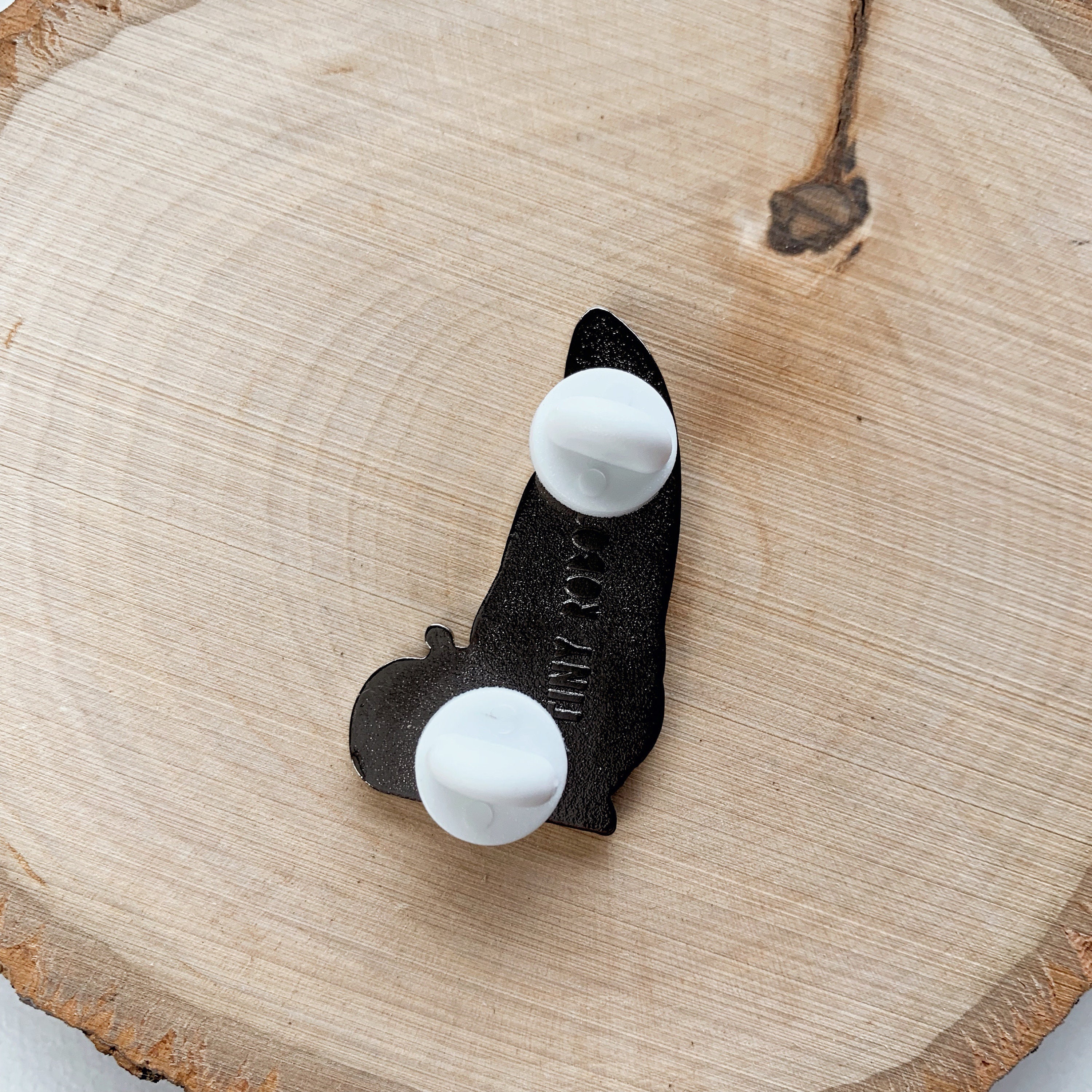 Gnome Enamel Pin Gnome With Pumpkin Garden Gnome Pin Gnomes | Etsy