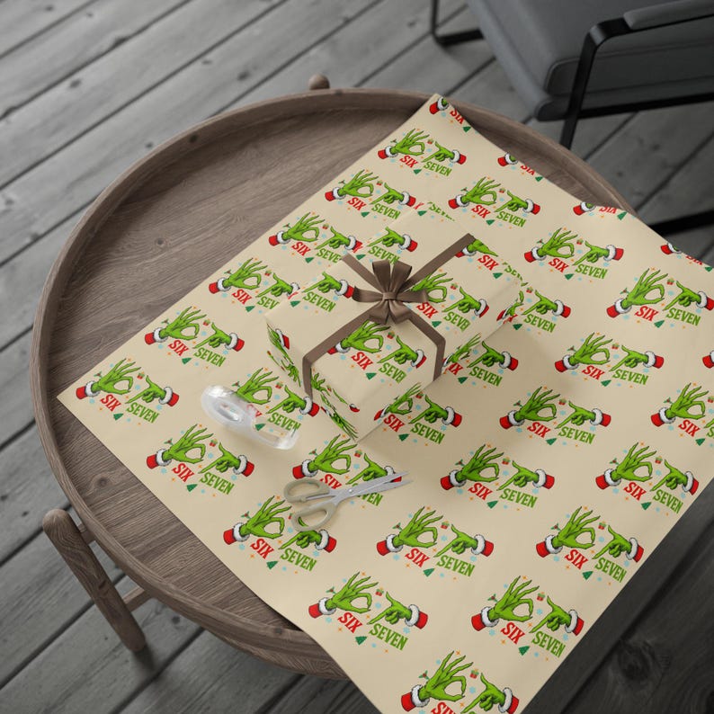 6 7 meme Grinch Hand Weihnachtsmütze Geschenkpapier | Urlaub ...