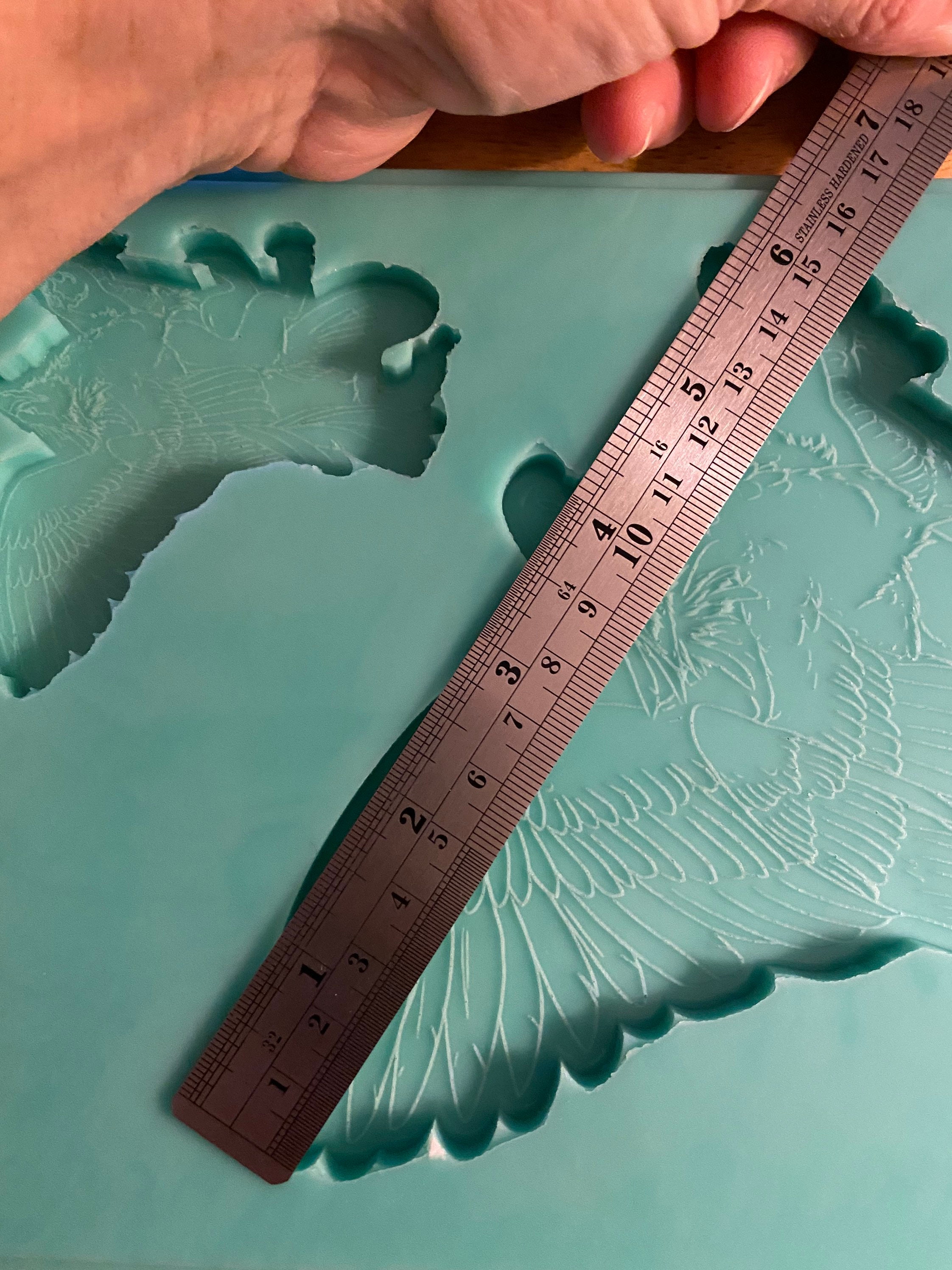 HP Inspired 3x3 and 6x6 Buck Beak Griffin Molds Spectacular - Etsy Denmark