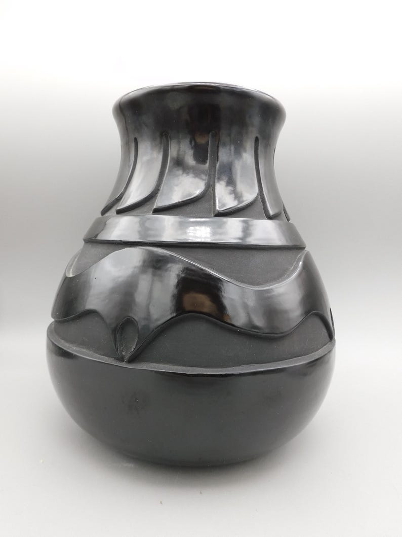 Carved Dineh Navajo Pottery by Rodney John - Etsy