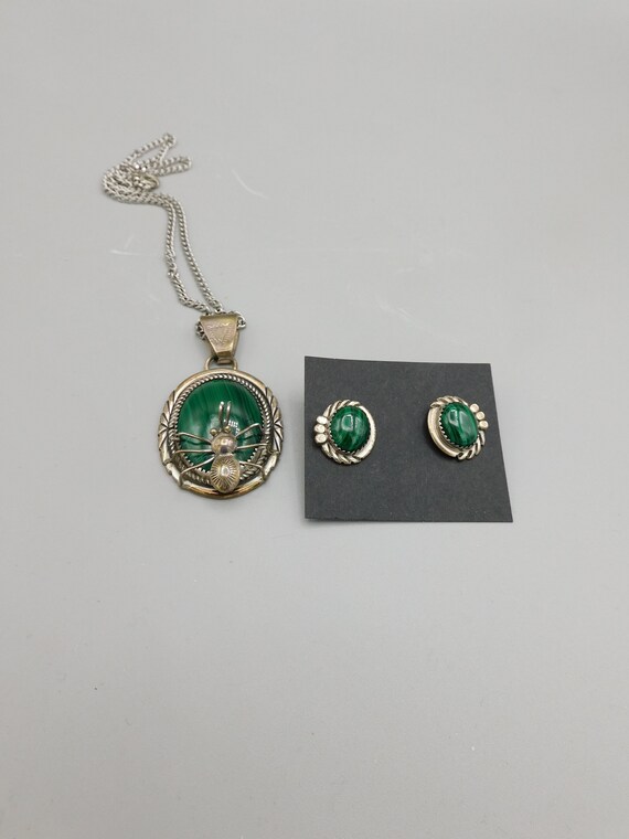 Native Navajo Sterling Silver Malachite Spider Neckla… - Gem