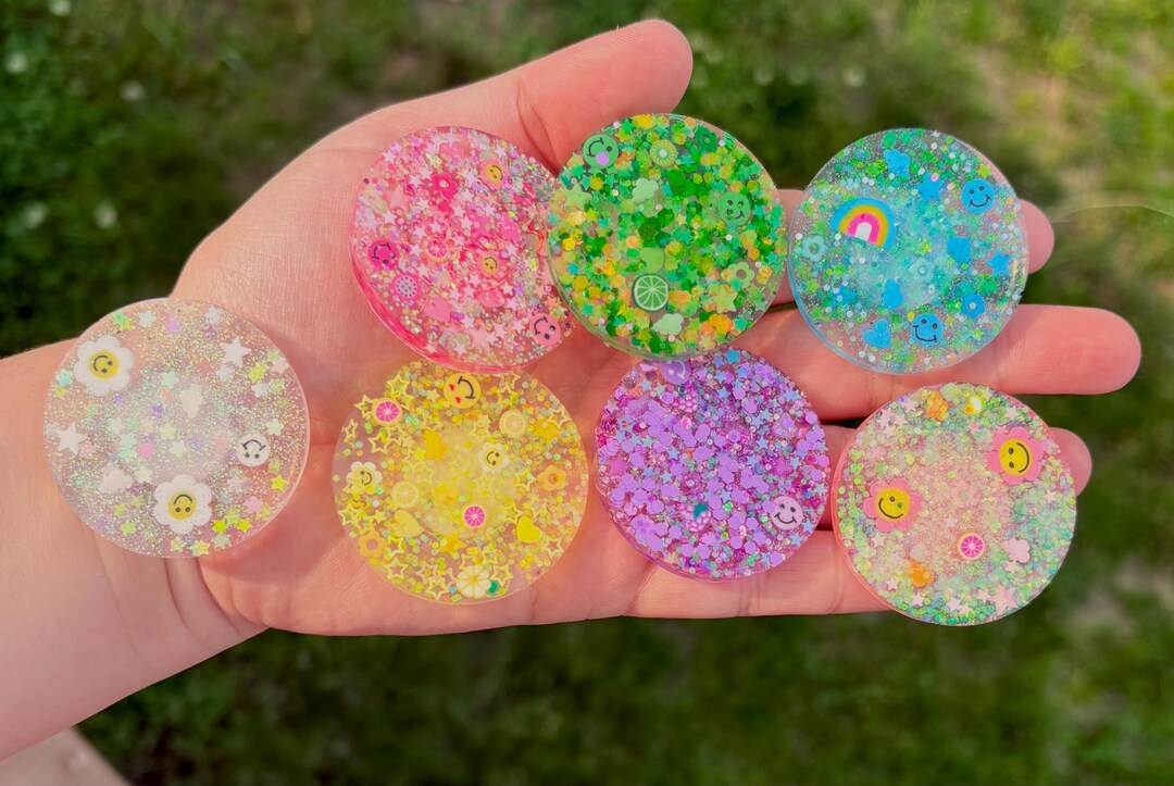 Personalized Colorful Beaded Badge for Badge Reel: Glitter Name Rainbow ...
