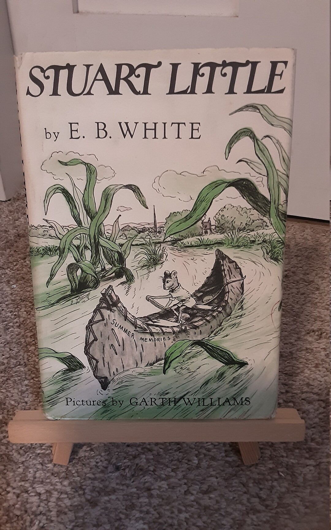 Stuart Little by E.B. White 1973 - Vintage Stuart Little Book - Vintage ...