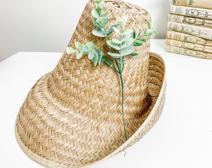Vintage Straw Hat With a Turned up Brim - Etsy