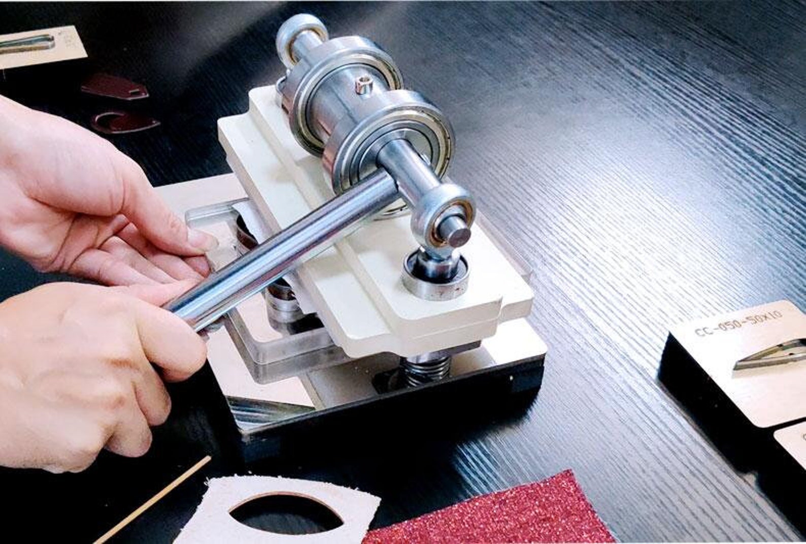 Large Die Cutting Machine Manual Leather Cutting Press Machine for ...