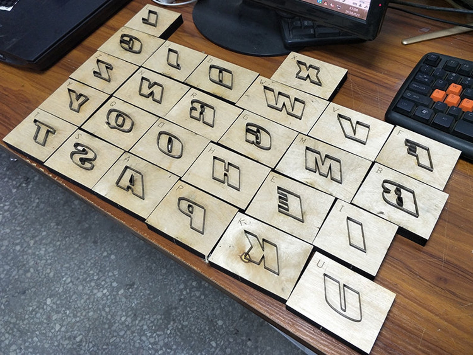 A-Z Alphabet Leather Cutter Die, Cutting Mold for Leather, Steel Punch ...