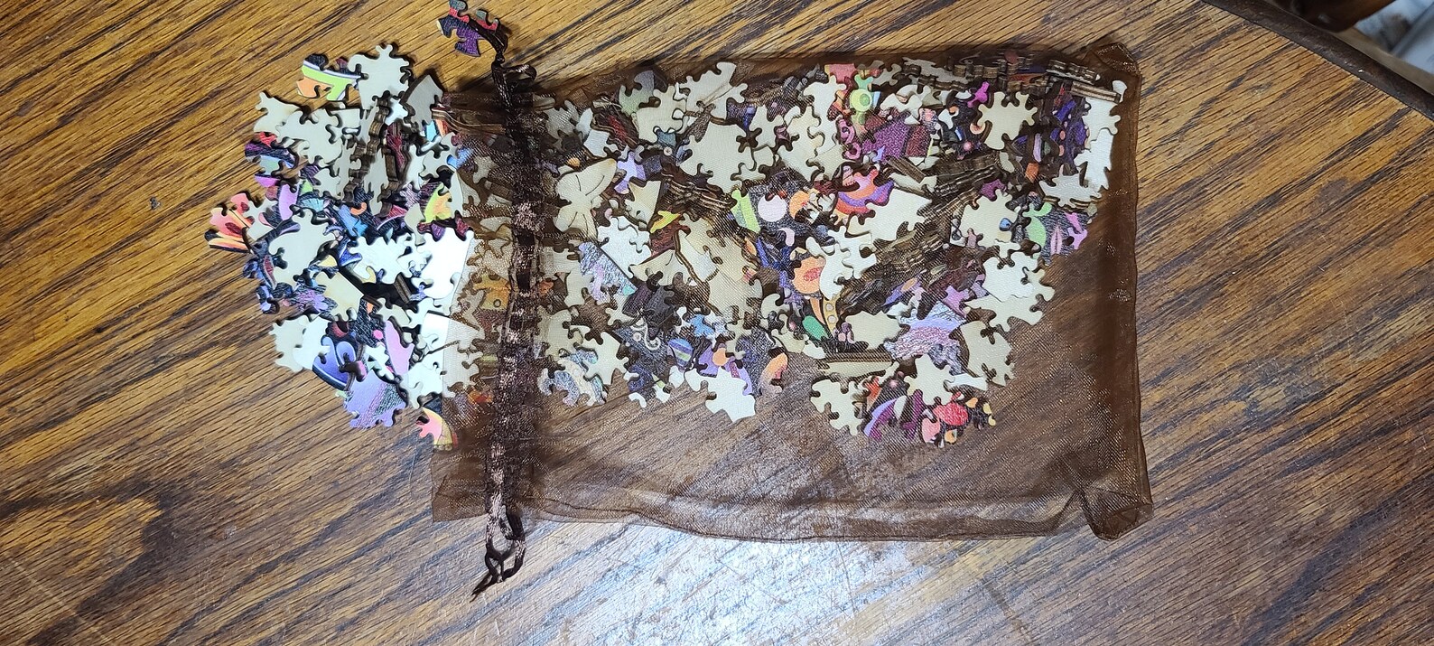 Beautiful and Intricate Wood Humming Bird Puzzle - Great for Animal and ...