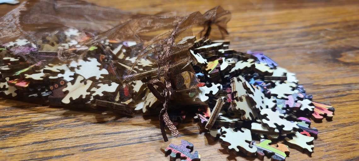 Beautiful and Intricate Wood Humming Bird Puzzle - Great for Animal and ...