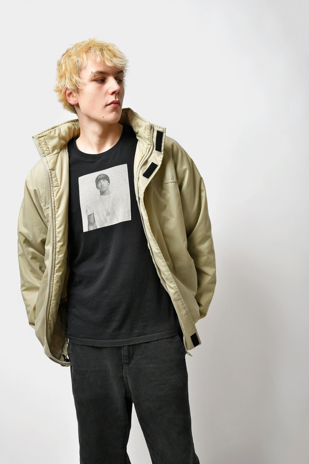 Vintage Asics Padded Jacket for Men in Beige Colour | Y2K 00s Sport ...