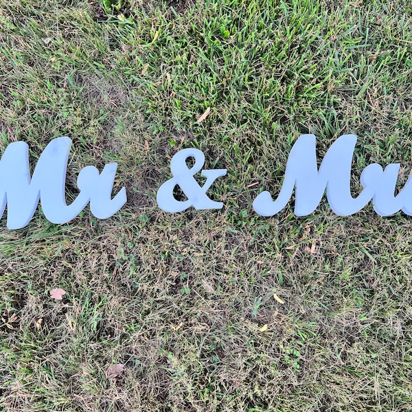 Mr and Mrs Signs - Etsy