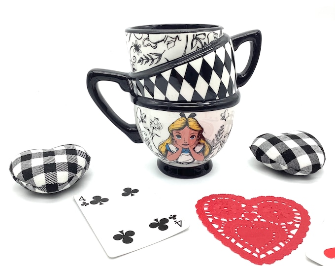 Alice in Wonderland Centerpiece Stacked Tea Cup and Teapot Decoration ...