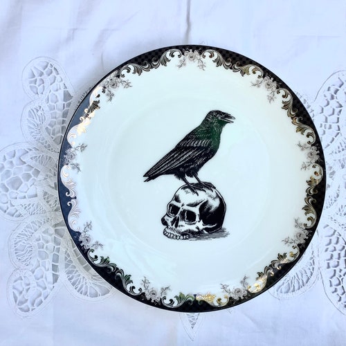 Skull Plate. Black Crow Perched on Skull Skeleton. Fine Bone - Etsy