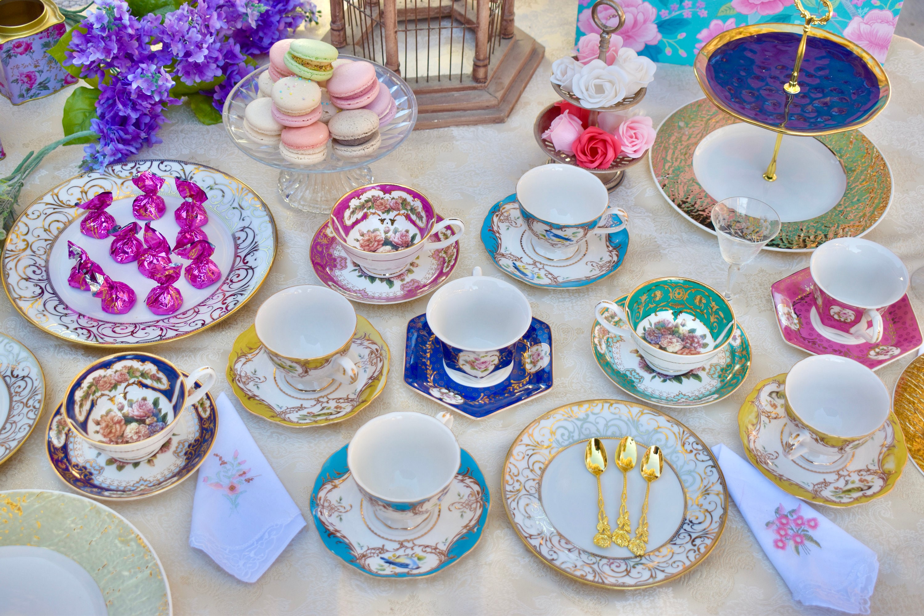 Regency Era Mismatched Tea Cups and Saucers Extravagant Party Favors ...
