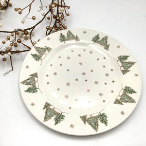 Plate Winter Wonderland Forest Trees With Gold Holiday Decorations ...