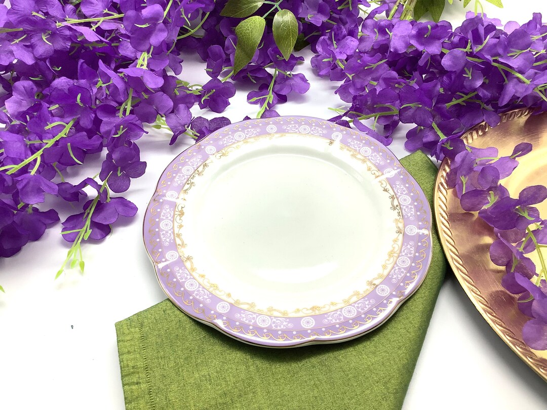 Plate Renaissance Lavender and Gold Scrolls and Scalloped Edge. Salad ...