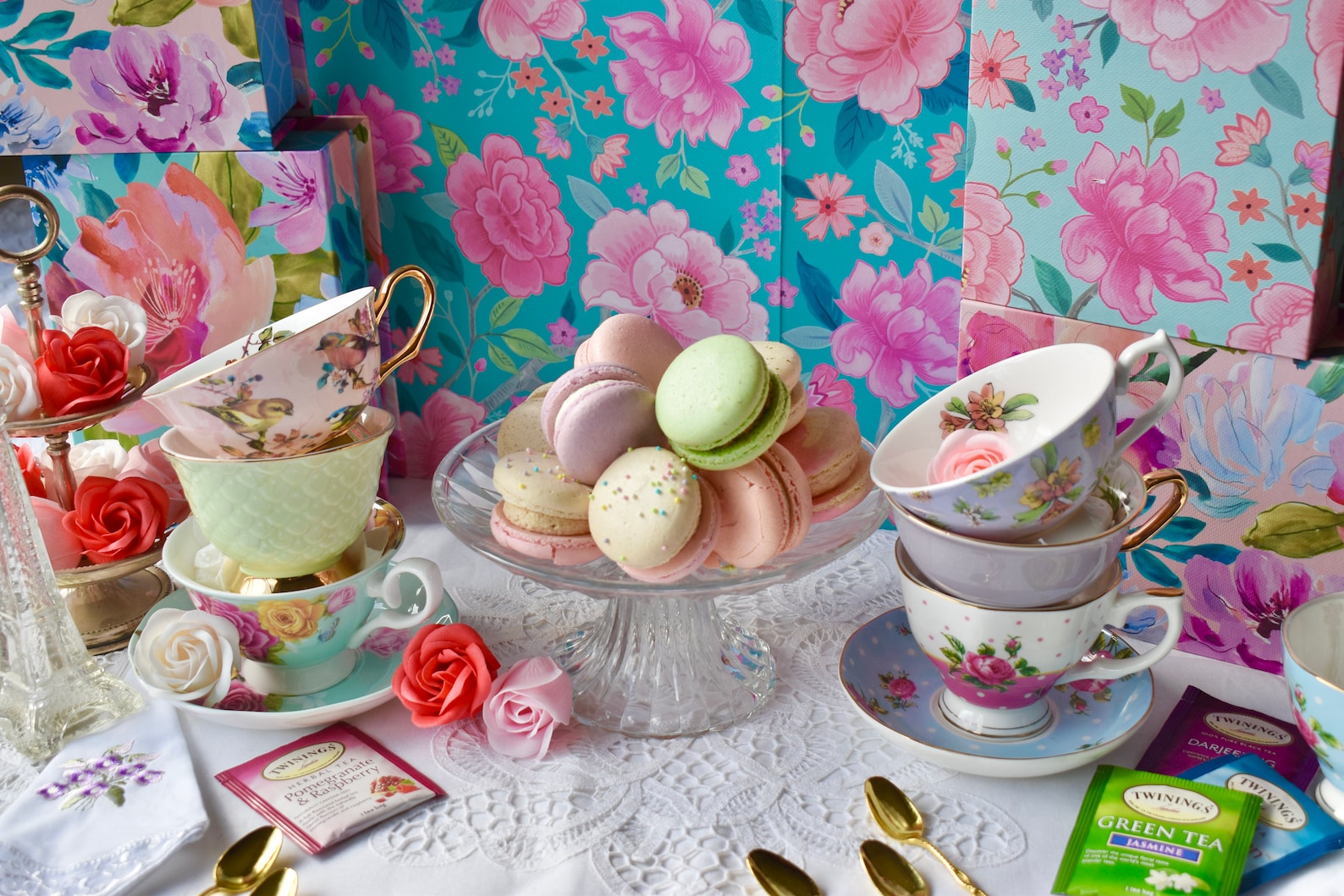 Tea Gifts. Mismatched Tea Cups and Saucers. Party Favors - Etsy