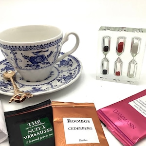 The Perfect Cup of Tea. Elegant Hourglass Tea Timer, Tea Party Favors ...