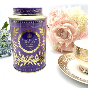Tea Buckingham Palace Queen Elizabeth II Platinum Jubilee Tea Caddy ...