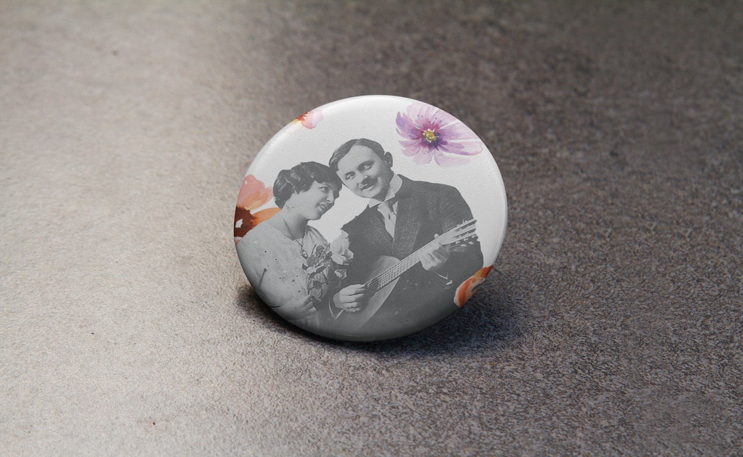 Vintage Romantic Couple Pin Button Glamour-love Collection, Floral ...