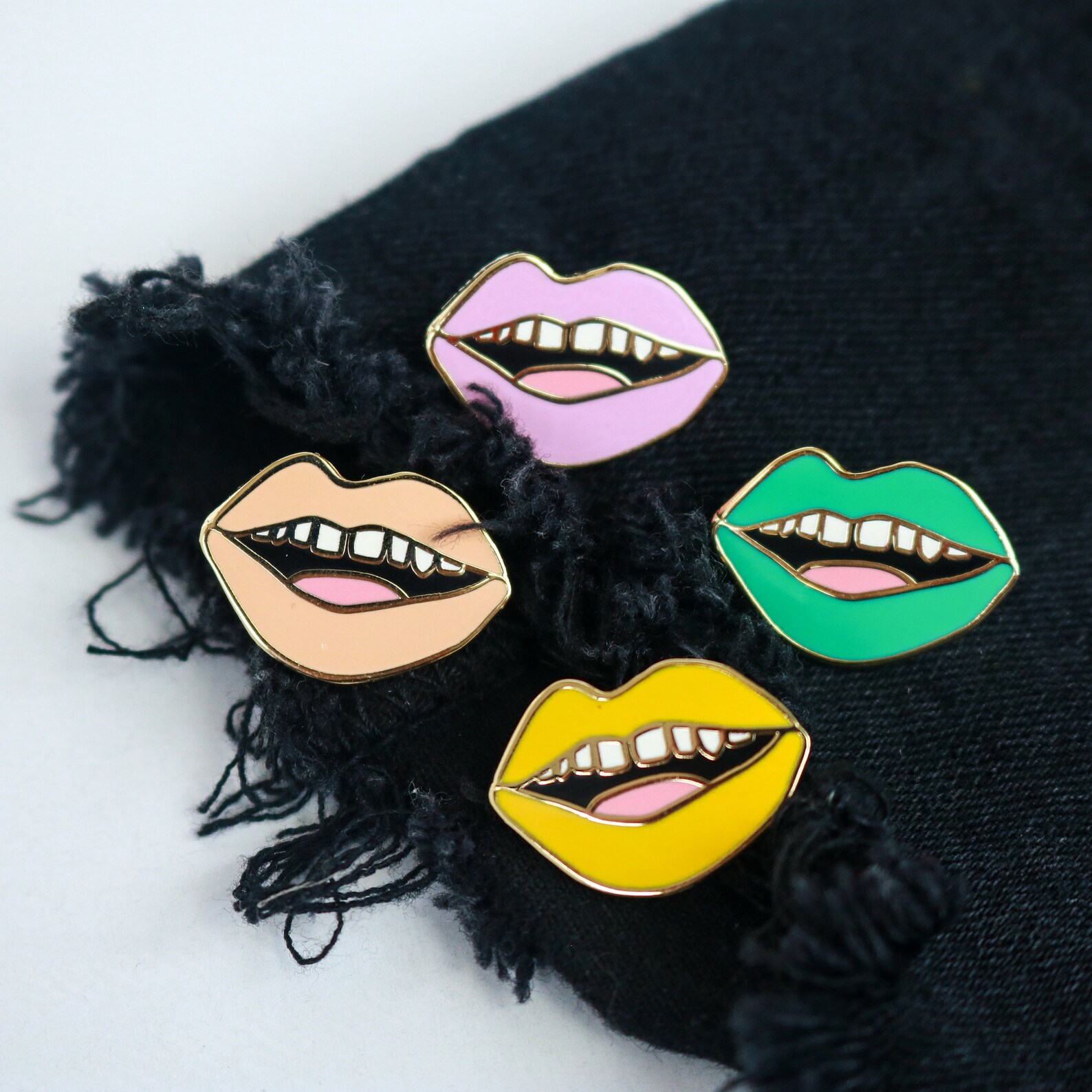 Yellow Lips Pin / Aesthetic Enamel Pin / Denim Jacket Pin - Etsy UK