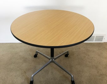 Office Furniture Herman Miller Relay Table Teardrop Corner Rolling ...