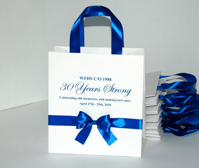 30 Personalized Event or Party Gift Bags for Your Guests With | Etsy
