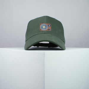 Record Player Embroidered Baseball Cap Premium Hat Vintage Disk Player ...
