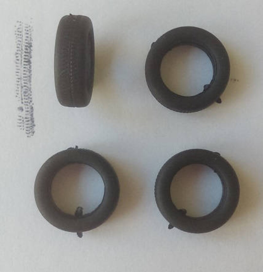 Set of 4 Tires, Threaded - Model Car Accessories - Scale Model Tires ...