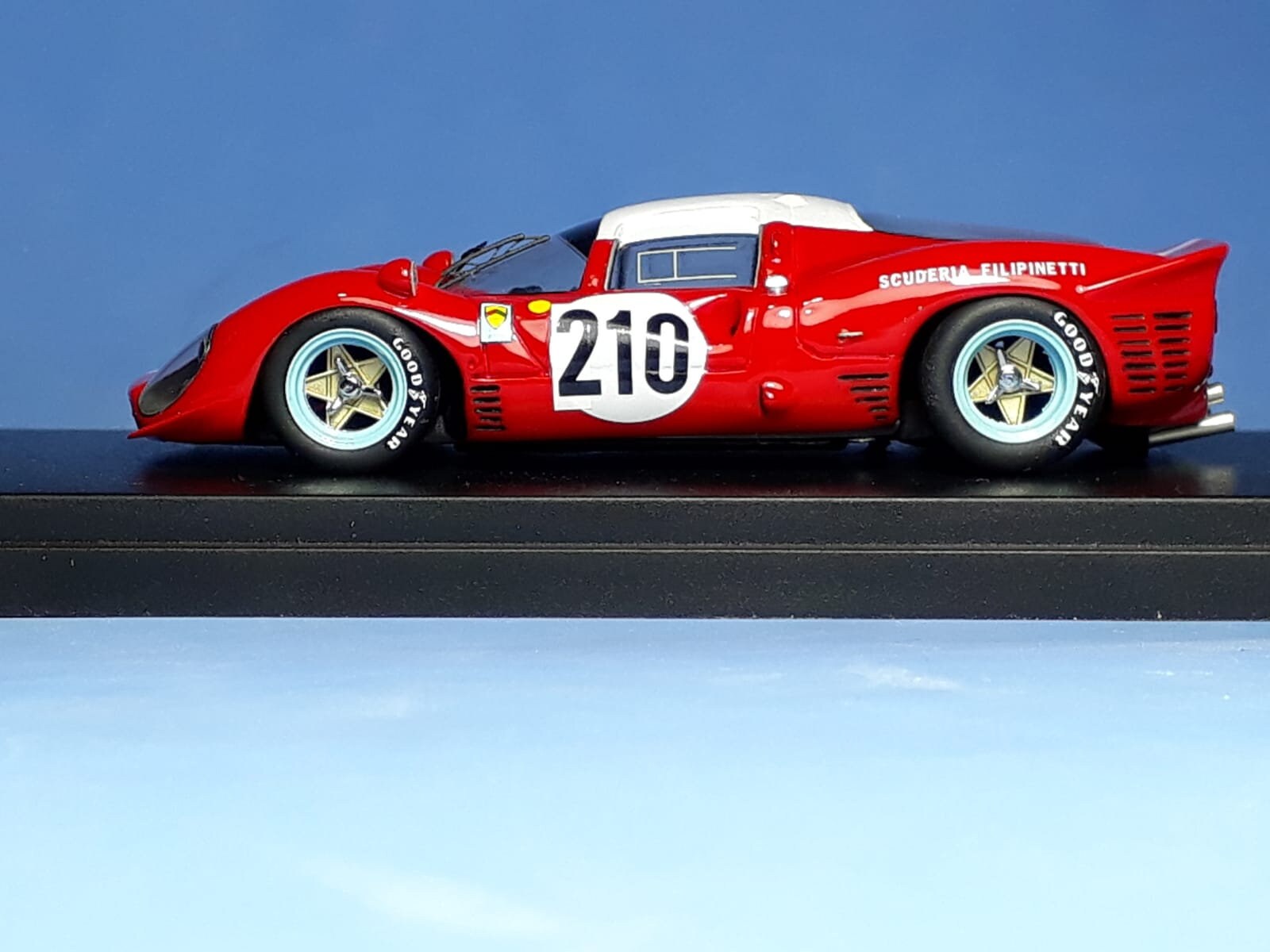 Ferrari 412P ch.0848 Scuderia Filipinetti Ollon-Villars 1967 #210 ...