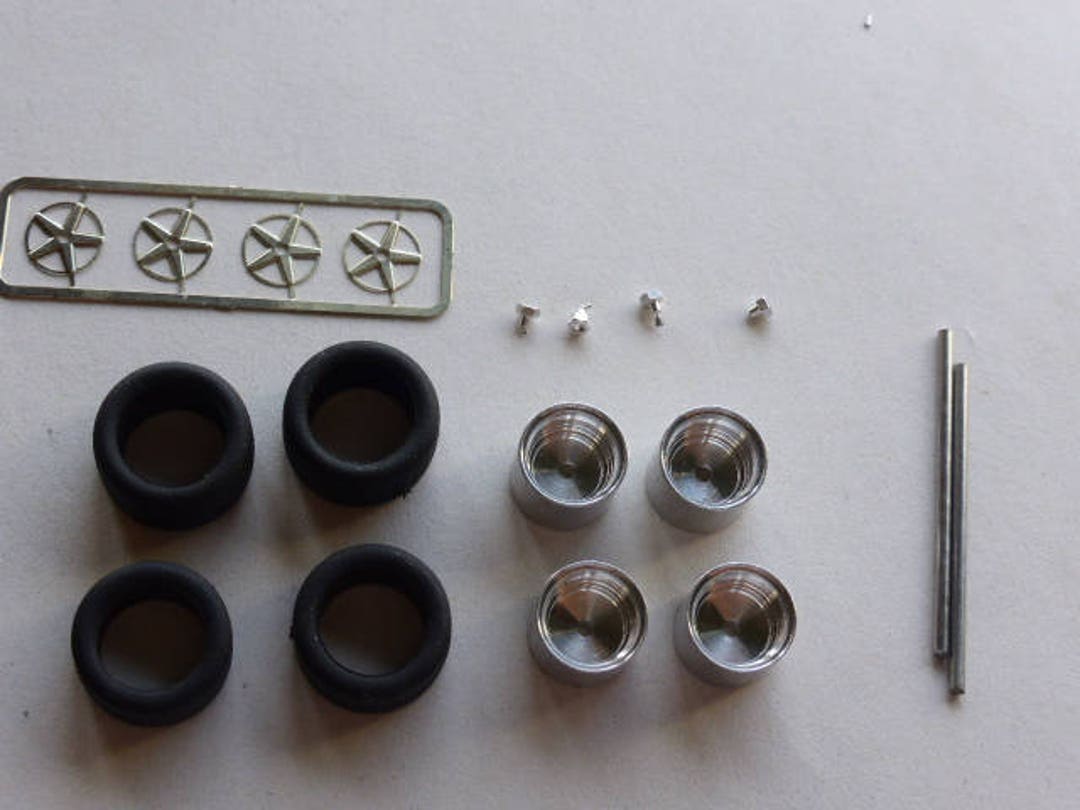 Turned and Photoetched Gotti Wheels Set for Porsche 911 / 934 Etc ...