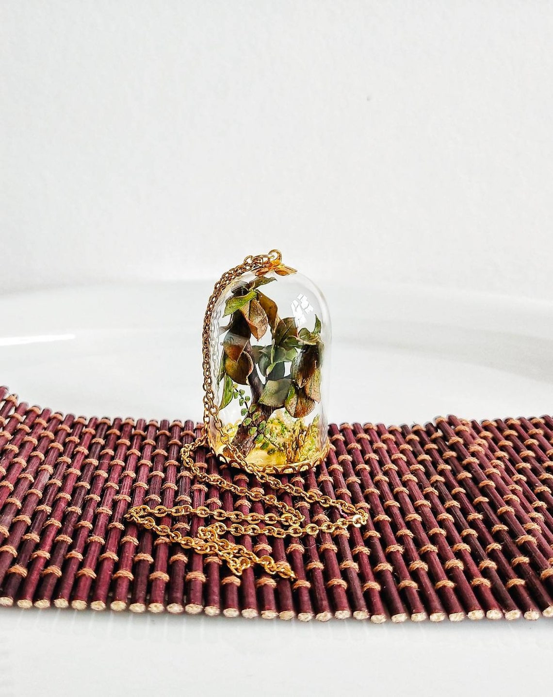 Realistic tree necklace/Miniature tree with real leafs/Feng | Etsy