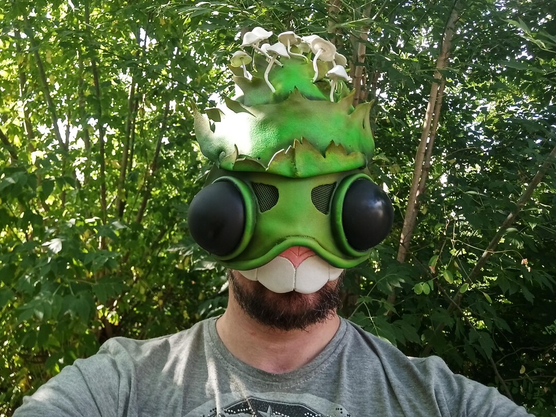 Frog, Toad, High Mate, Weed, Mushroom, Forest, Swamp Dweller. Forester ...