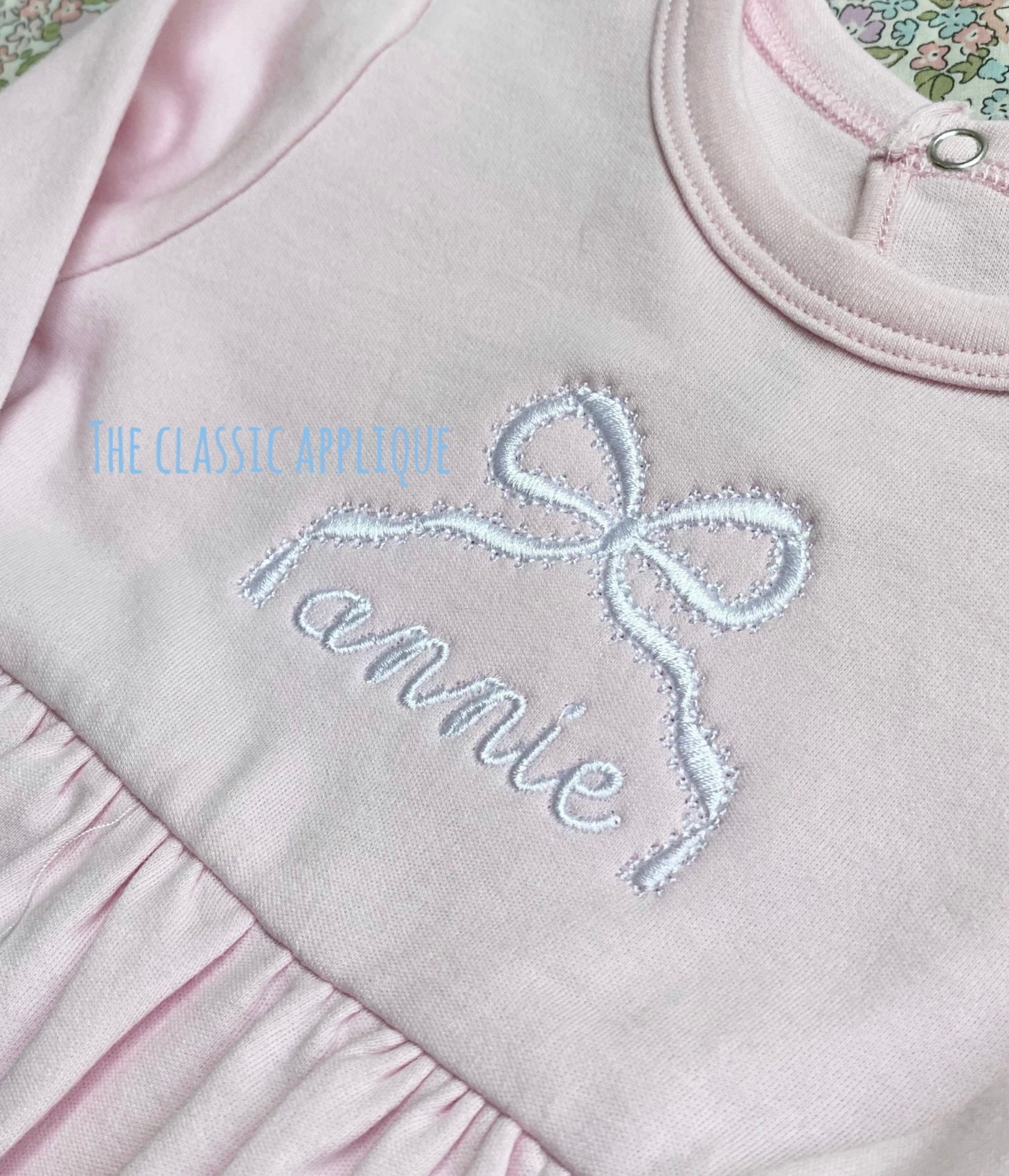 Bean Stitch Picot Trimmed Ribbon Bow Monogram Frame Machine Embroidery ...