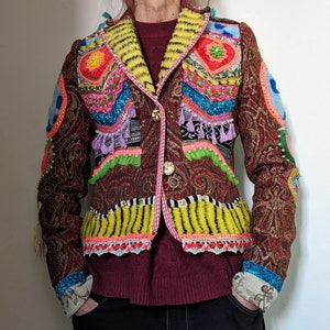 Chaqueta De Brocado Vintage, Color Bordeaux. Full Bordada Y Pintada a ...