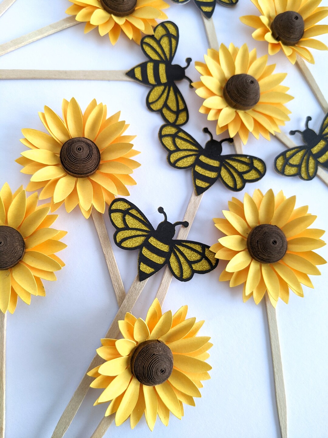Bee & Sunflower Birthday Cupcake Topper, Sunflower Theme Party,first ...
