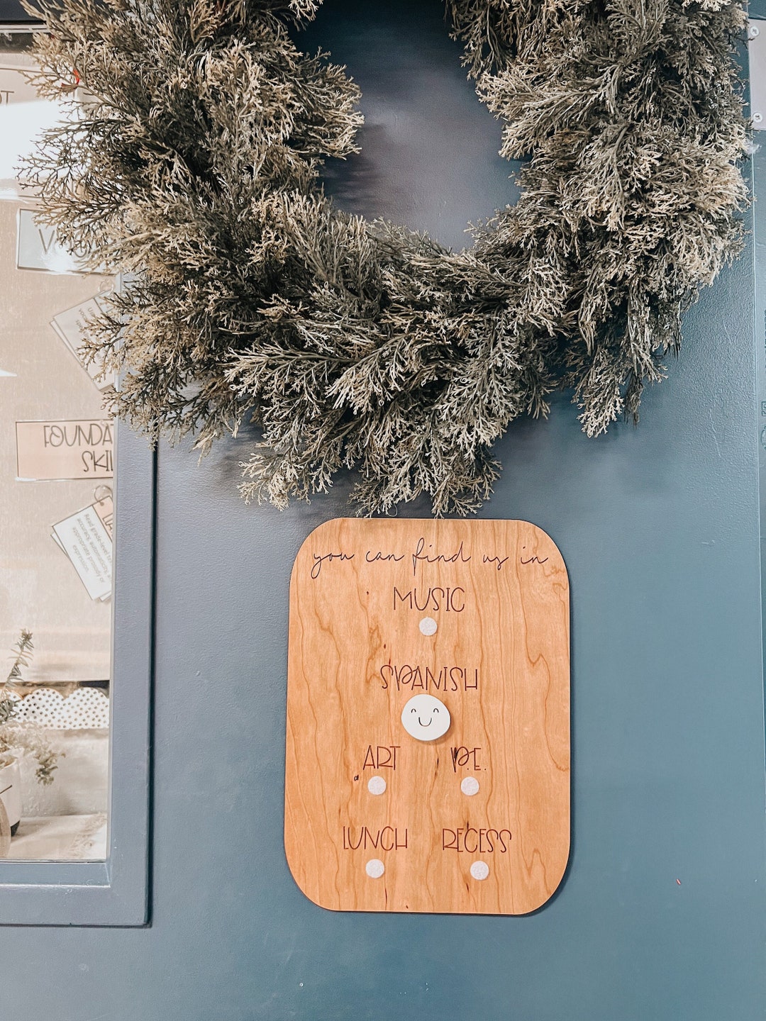 Student Finder// Wooden Classroom Sign - Etsy