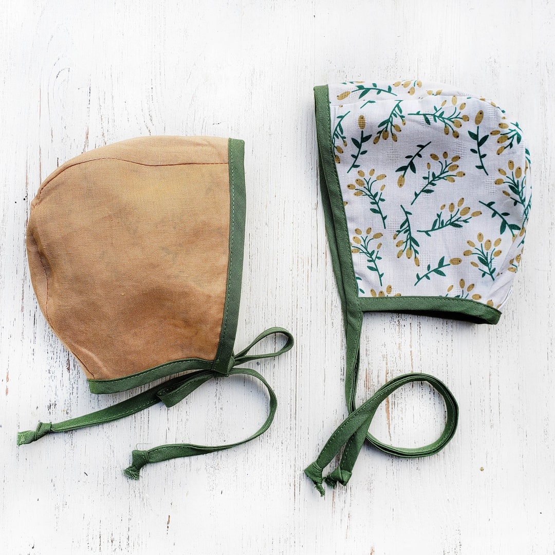 Baby Bonnet Winterberry Holiday Christmas Baby Hat Bonnet Red or Green ...